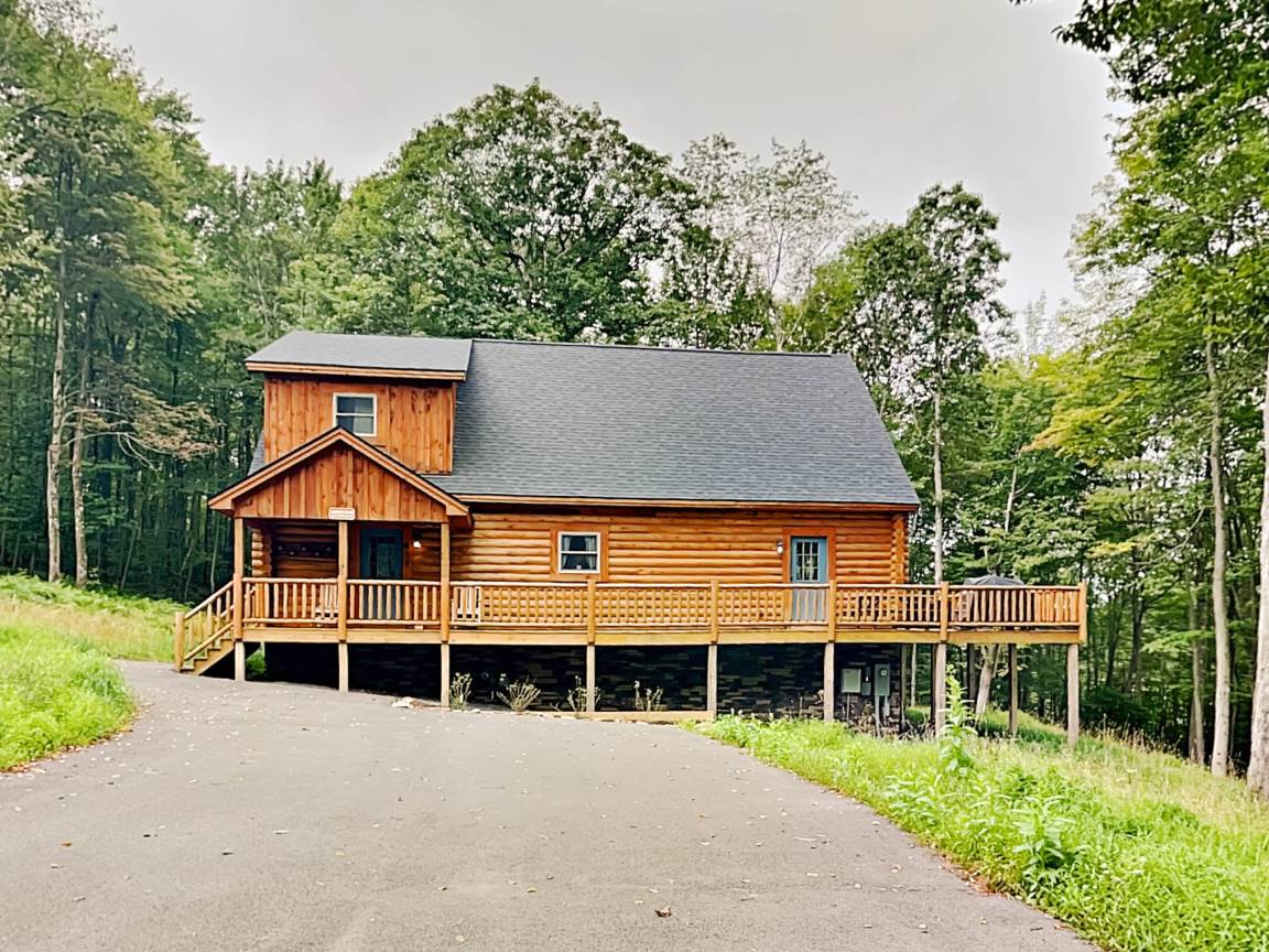167 M² House ∙ 5 Bedrooms ∙ 12 Guests - Swallow Falls State Park, Oakland