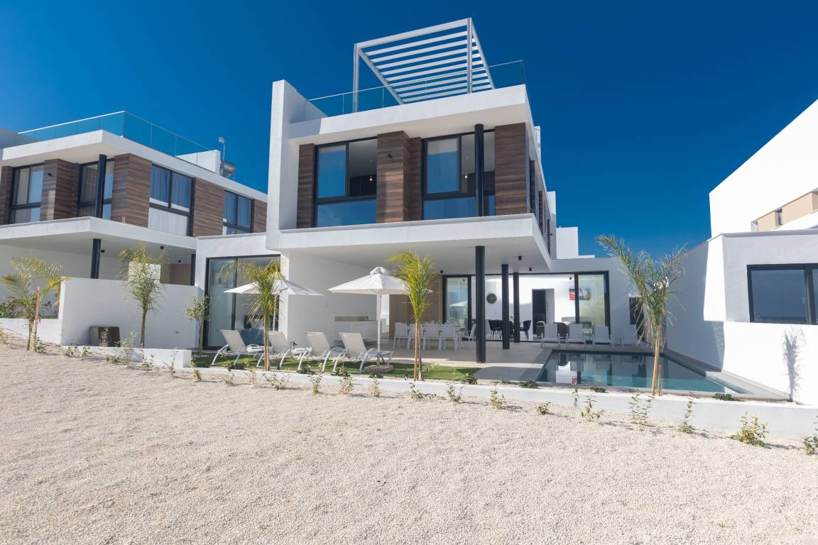Cottage ∙ 5 Bedrooms ∙ 11 Guests - Cyprus