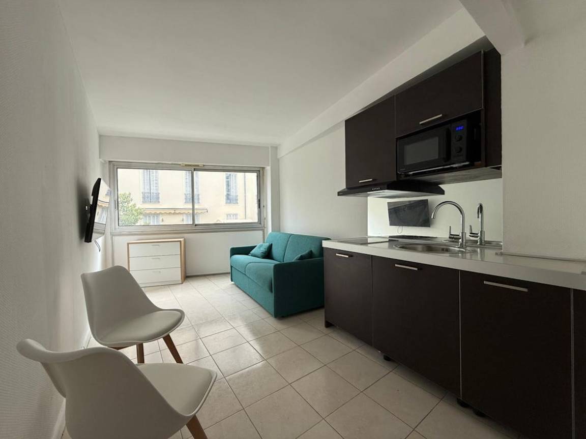 17 M² Apartamento ∙ 1 Habitación ∙ 2 Huéspedes - Nice
