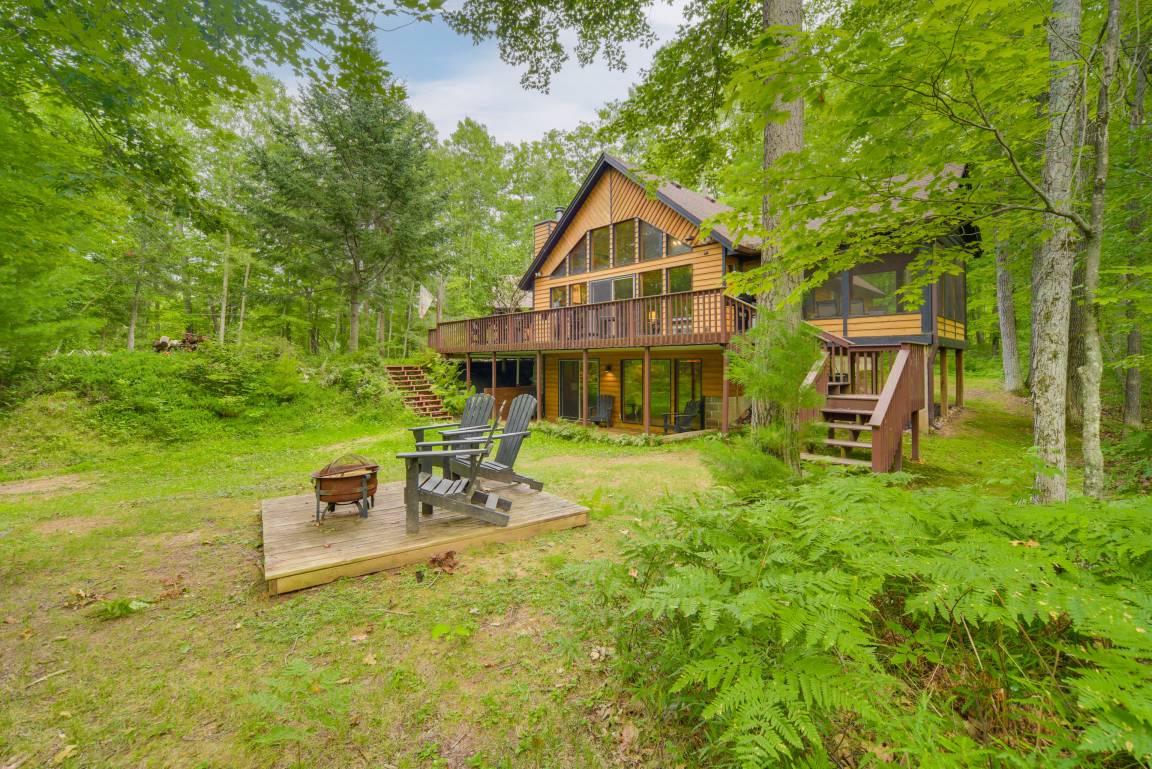 256 M² House ∙ 3 Bedrooms ∙ 8 Guests - Hayward, WI