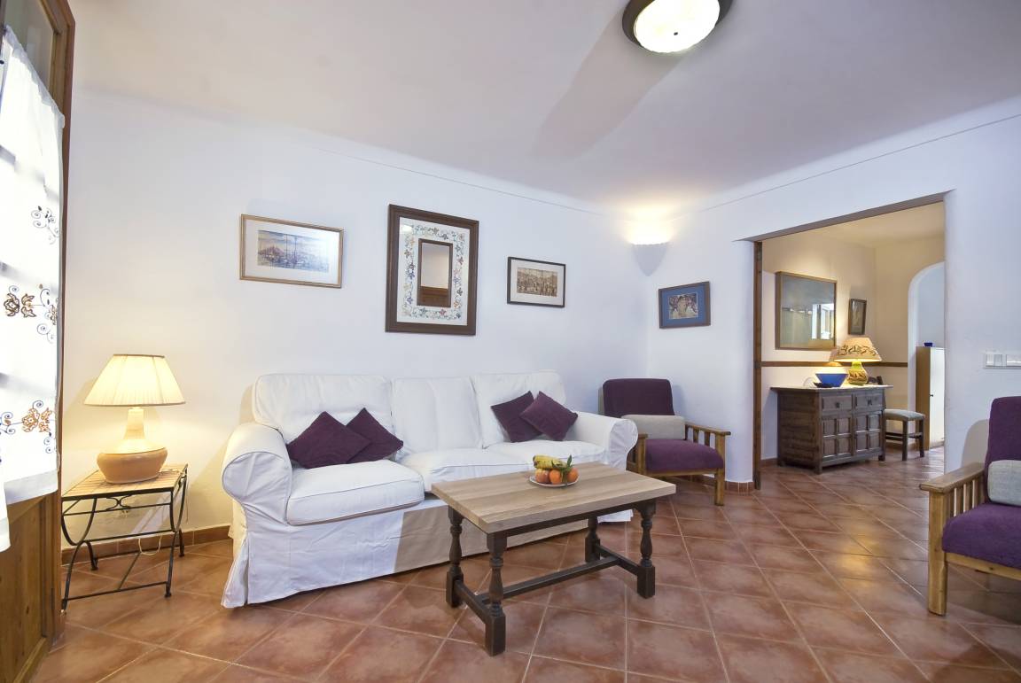 85 M² Ferienhaus ∙ 2 Schlafzimmer ∙ 4 Gäste - Pollença