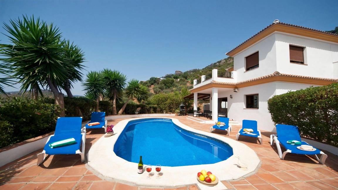 220 M² Casa ∙ 4 Camere Da Letto ∙ 8 Ospiti - Colmenar