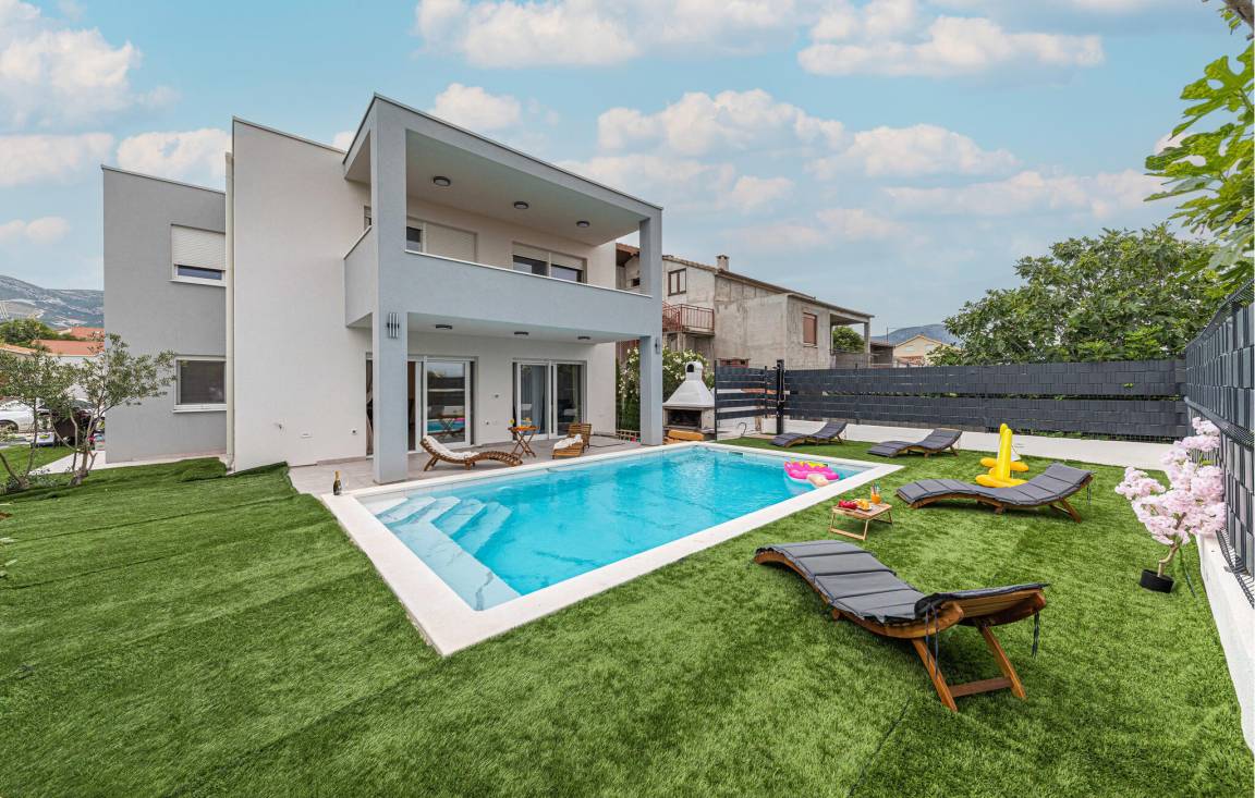 96 M² Ferienhaus ∙ 3 Schlafzimmer ∙ 6 Gäste - Arbanija