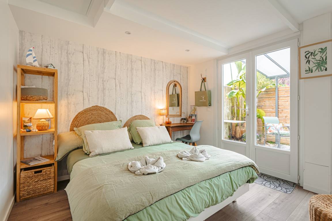 16 M² Chambre D'hôtes ∙ 1 Chambre ∙ 2 Personnes - Rochefort, France