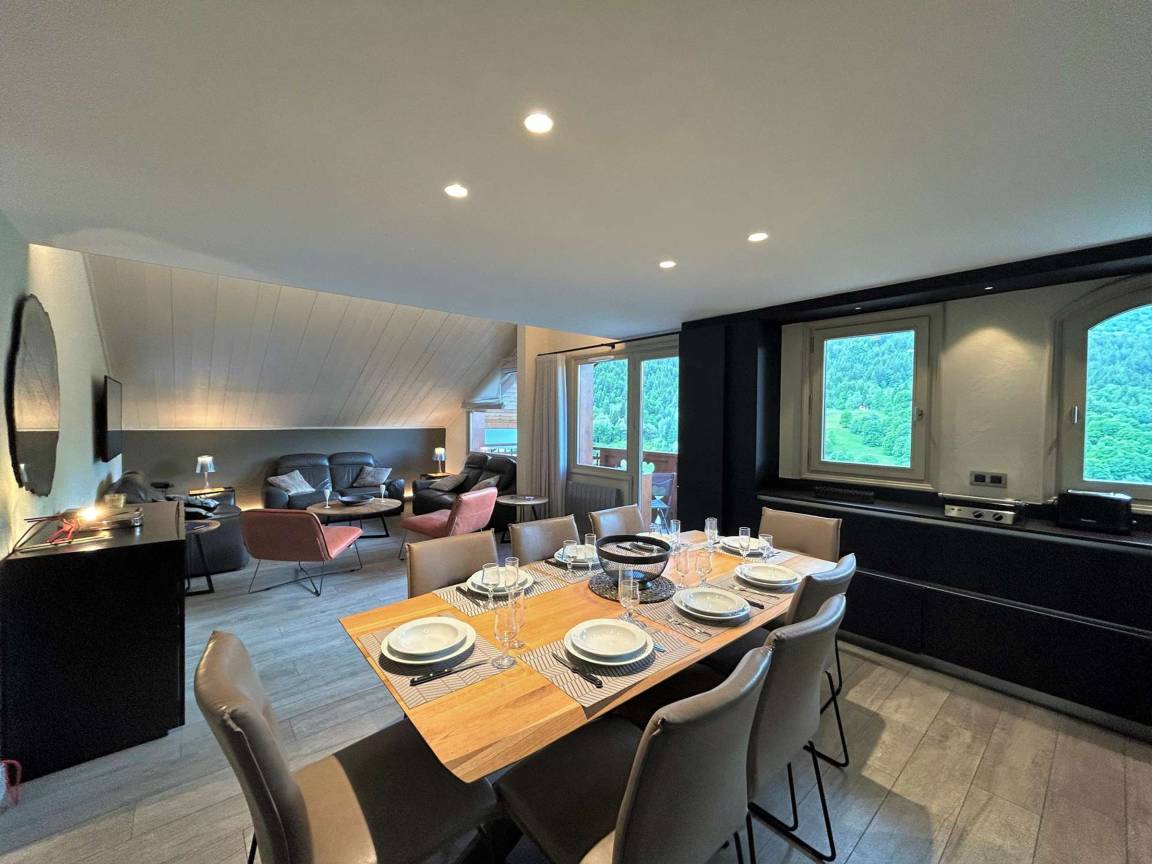 99 M² Apartment ∙ 4 Bedrooms ∙ 8 Guests - Méribel