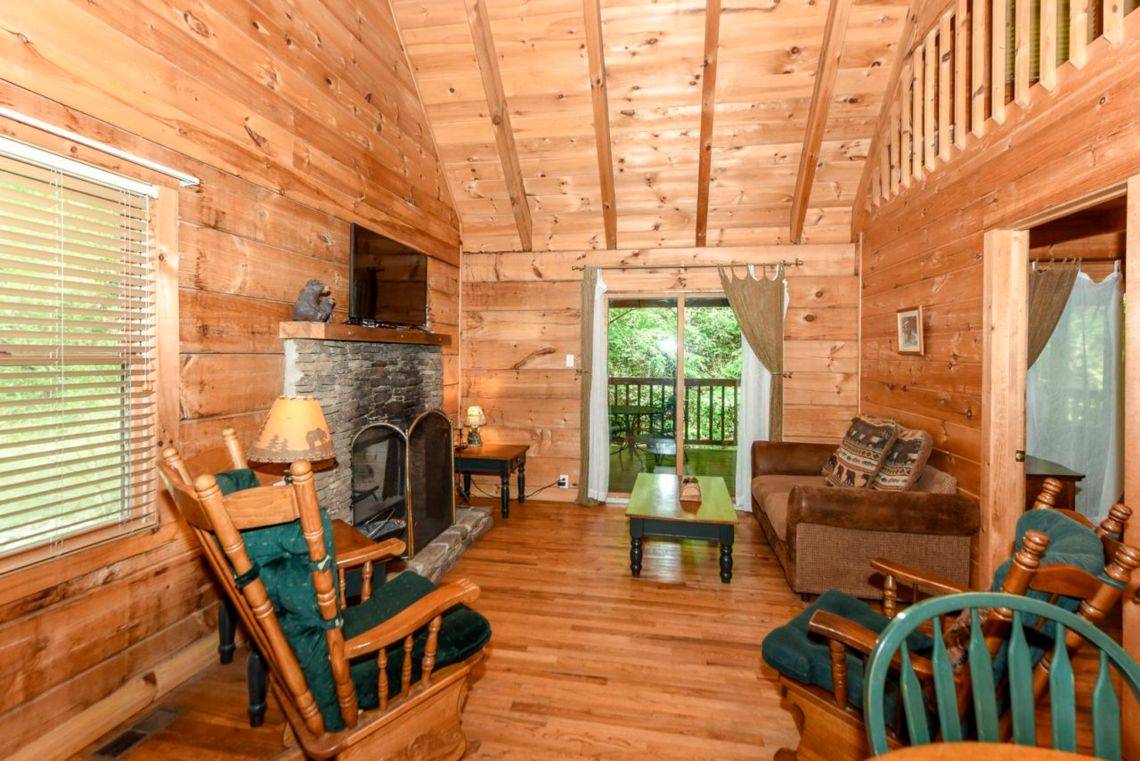 105 M² Cabin ∙ 2 Bedrooms ∙ 4 Guests - Townsend, TN
