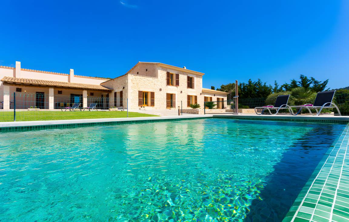 300 M² Huis ∙ 4 Slaapkamers ∙ 8 Gasten - Son Servera