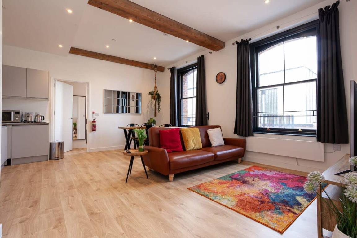 70 M² Appartement ∙ 2 Slaapkamers ∙ 6 Gasten - Rochdale