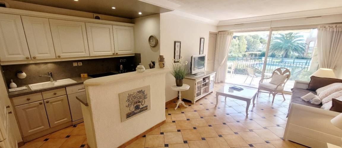 70 M² Appartement ∙ 2 Chambres ∙ 6 Personnes - Sainte-Maxime