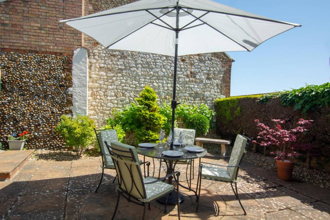 Cottage ∙ 2 Bedrooms ∙ 4 Guests - Old Hunstanton