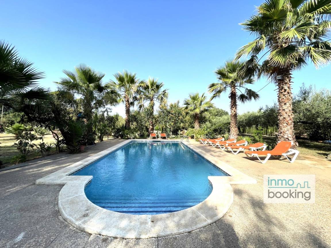 240 M² Villa ∙ 5 Habitaciones ∙ 15 Huéspedes - Tarragona, España