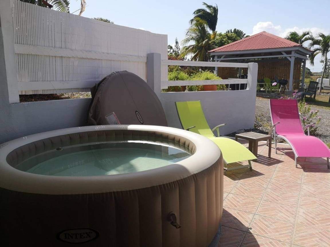 80 M² Gîte ∙ 3 Chambres ∙ 6 Personnes - Guadeloupe