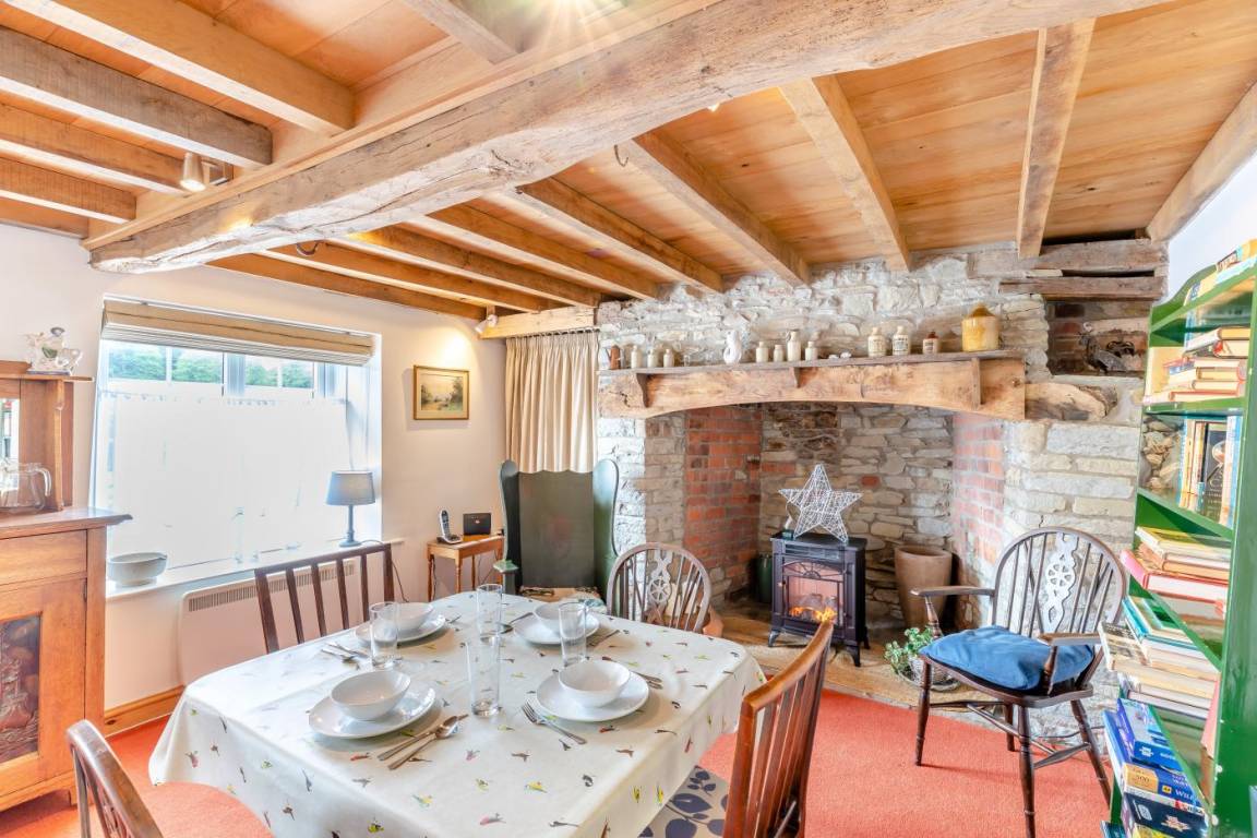 Cottage ∙ 2 Bedrooms ∙ 4 Guests - Shropshire
