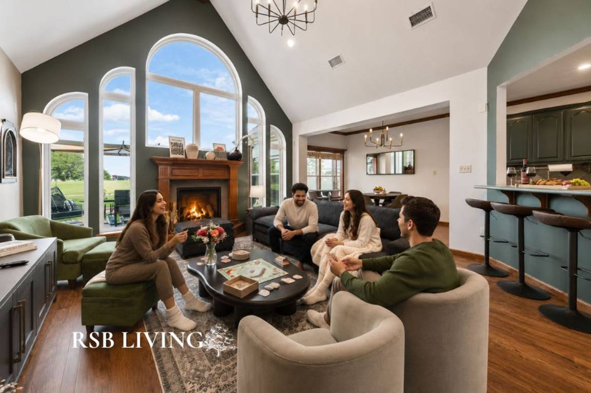 Apartment ∙ 5 Bedrooms ∙ 14 Guests - Port Arthur, TX