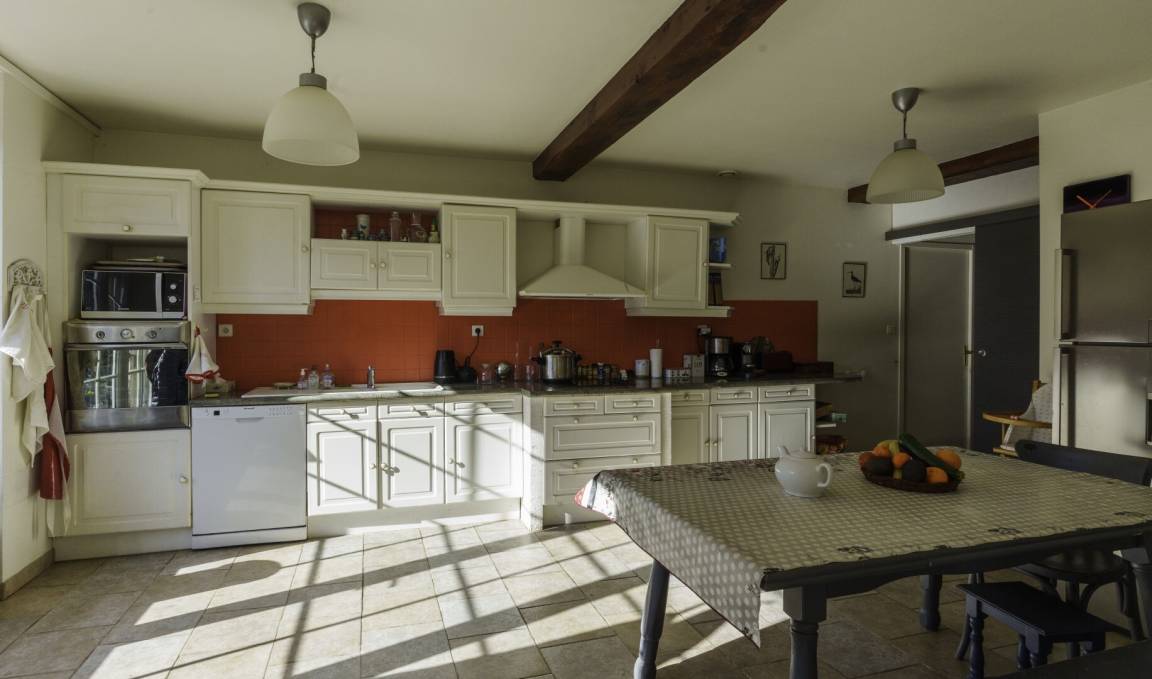 160 M² Gîte ∙ 6 Chambres ∙ 10 Personnes - Bourgogne-Franche-Comté