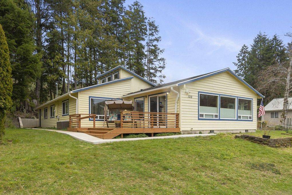 227 M² House ∙ 3 Bedrooms ∙ 13 Guests - Rockaway Beach, OR