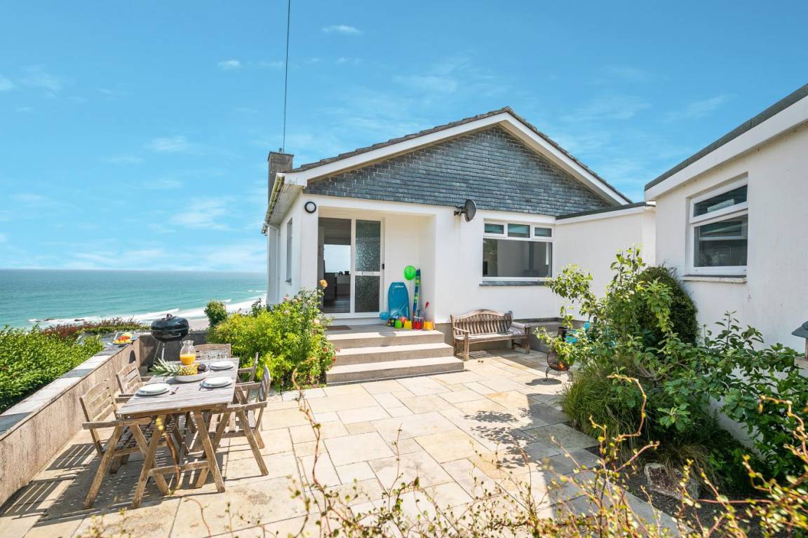 Cottage ∙ 3 Bedrooms ∙ 6 Guests - St Ives