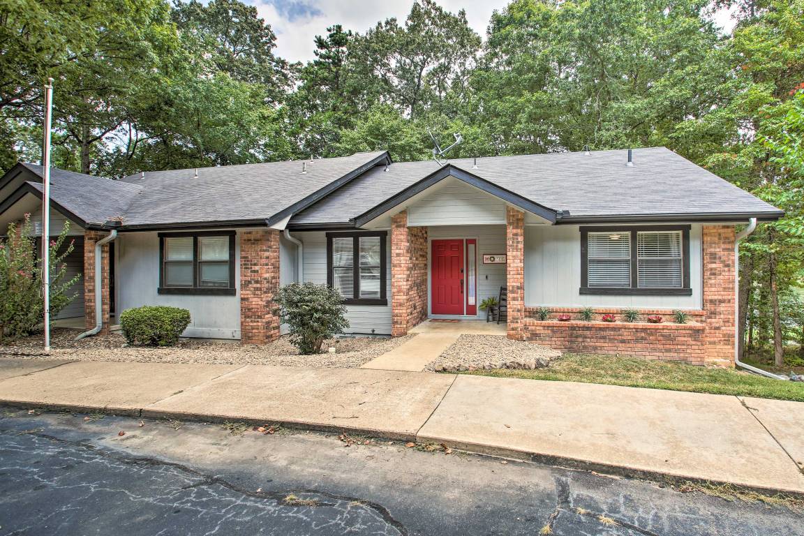 104 M² Apartment ∙ 2 Bedrooms ∙ 5 Guests - Hot Springs Village, AR
