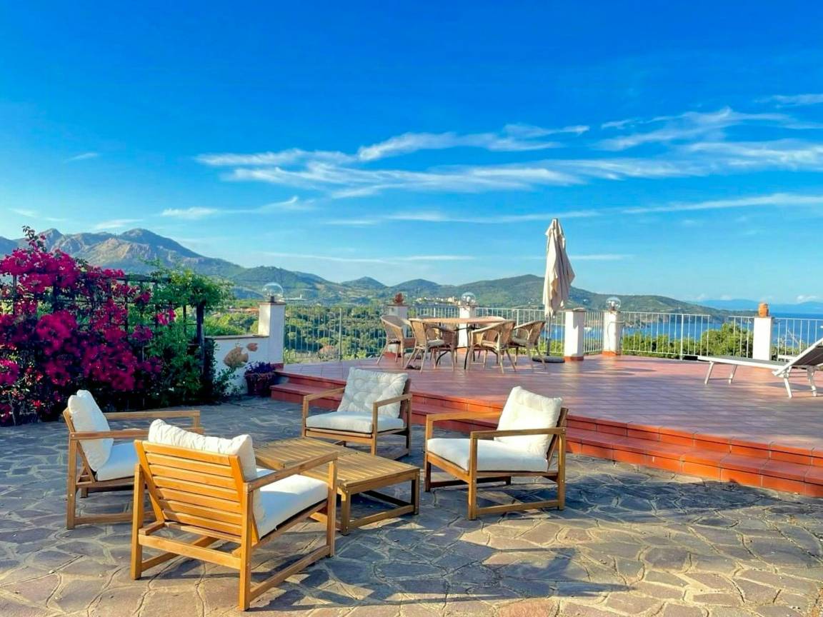 185 M² House ∙ 5 Bedrooms ∙ 10 Guests - Capoliveri
