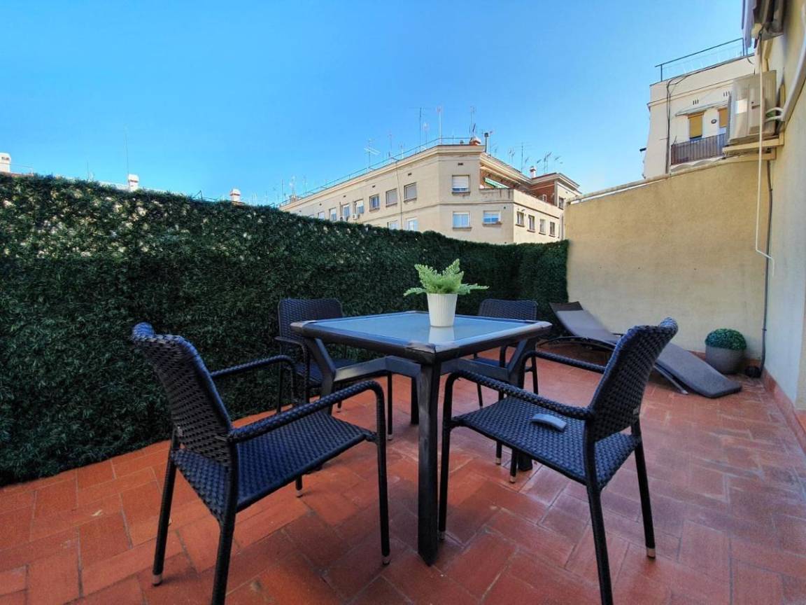 40 M² Apartment ∙ 2 Bedrooms ∙ 4 Guests - Badalona