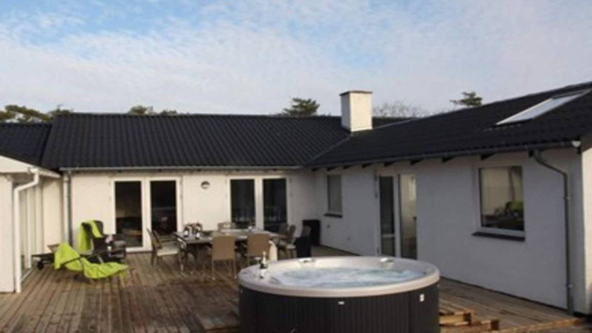 197 M² Ferienhaus ∙ 4 Schlafzimmer ∙ 10 Gäste - Blåvand