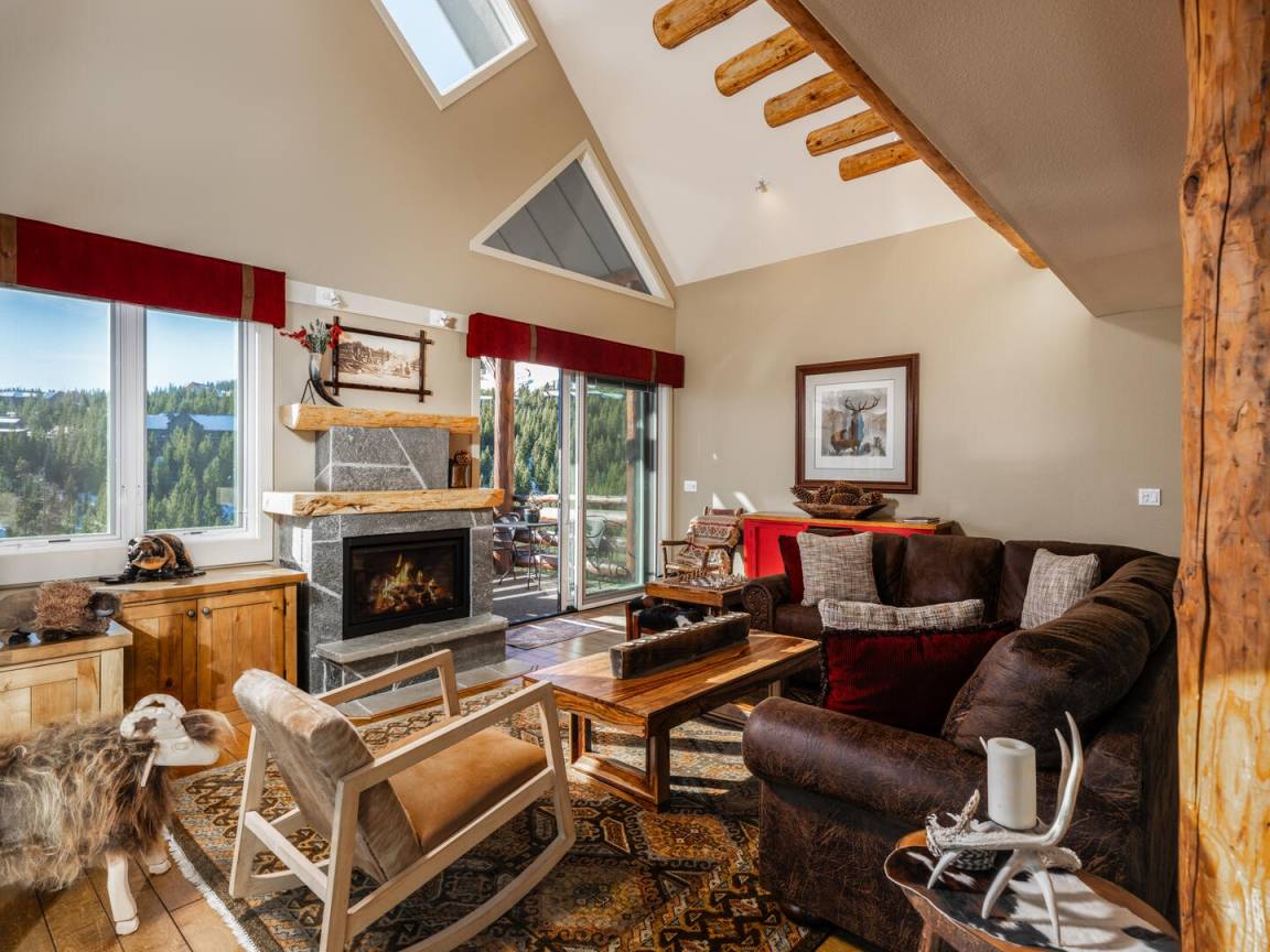 House ∙ 3 Bedrooms ∙ 9 Guests - Big Sky, MT