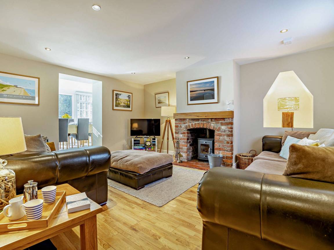 Cottage ∙ 4 Bedrooms ∙ 7 Guests - Old Hunstanton