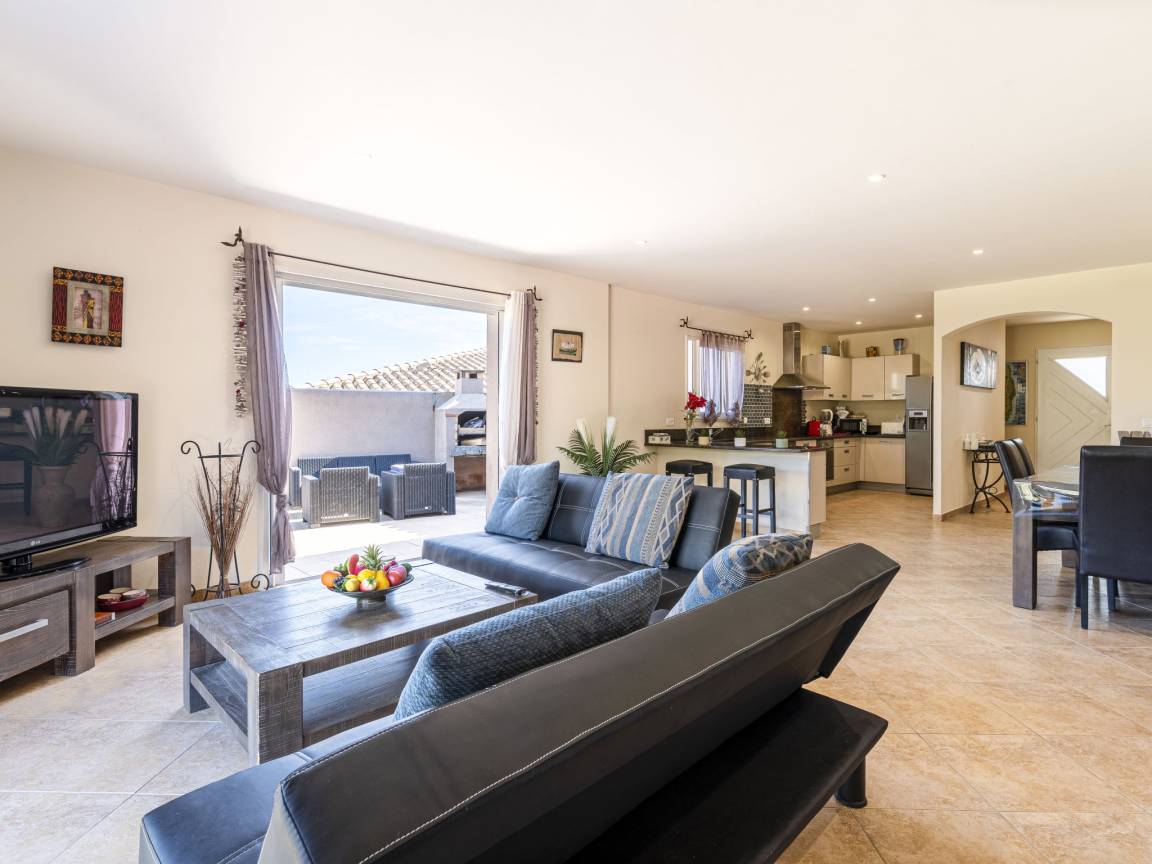 110 M² Ferienwohnung ∙ 3 Schlafzimmer ∙ 6 Gäste - Santa Giulia