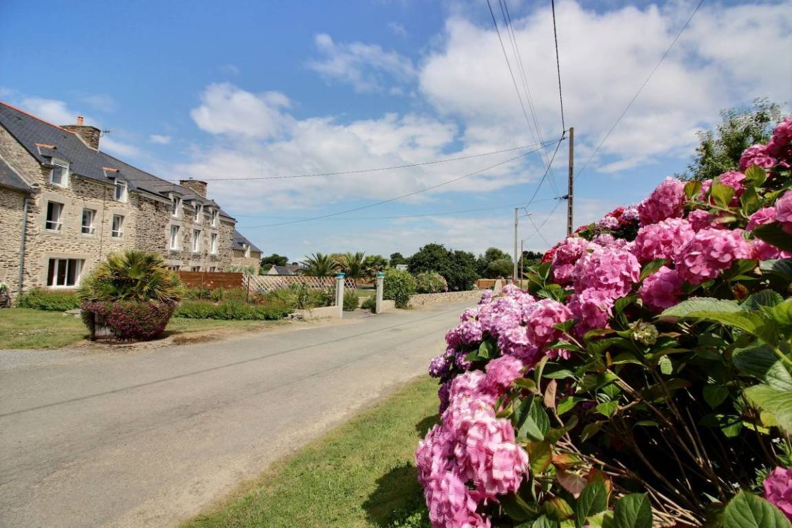 79 M² Gîte ∙ 3 Chambres ∙ 5 Personnes - Ploubalay