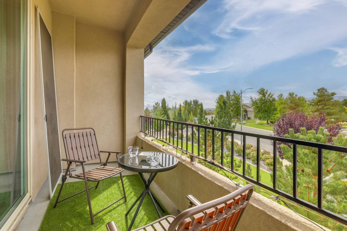 117 M² Huoneisto ∙ 2 Makuuhuonetta ∙ 4 Vierasta - Reno, NV