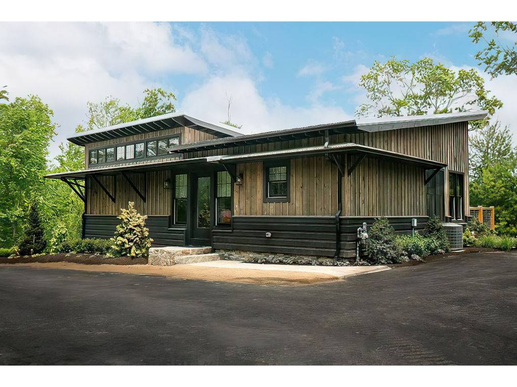 700 M² Cabin ∙ 2 Bedrooms ∙ 10 Guests - Rhode Island