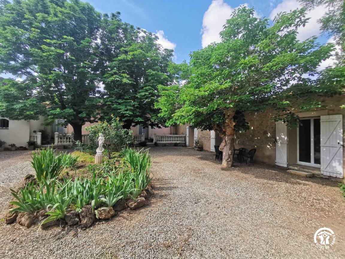 80 M² Gîte ∙ 2 Chambres ∙ 5 Personnes - Montagnac