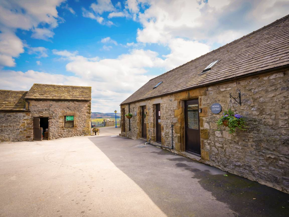 Cottage ∙ 2 Bedrooms ∙ 4 Guests - Bakewell