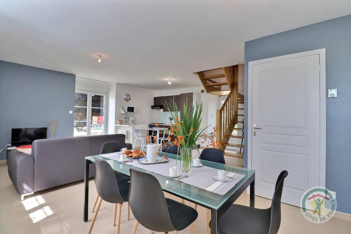 77 M² Gîte ∙ 3 Bedrooms ∙ 5 Guests - Janzé