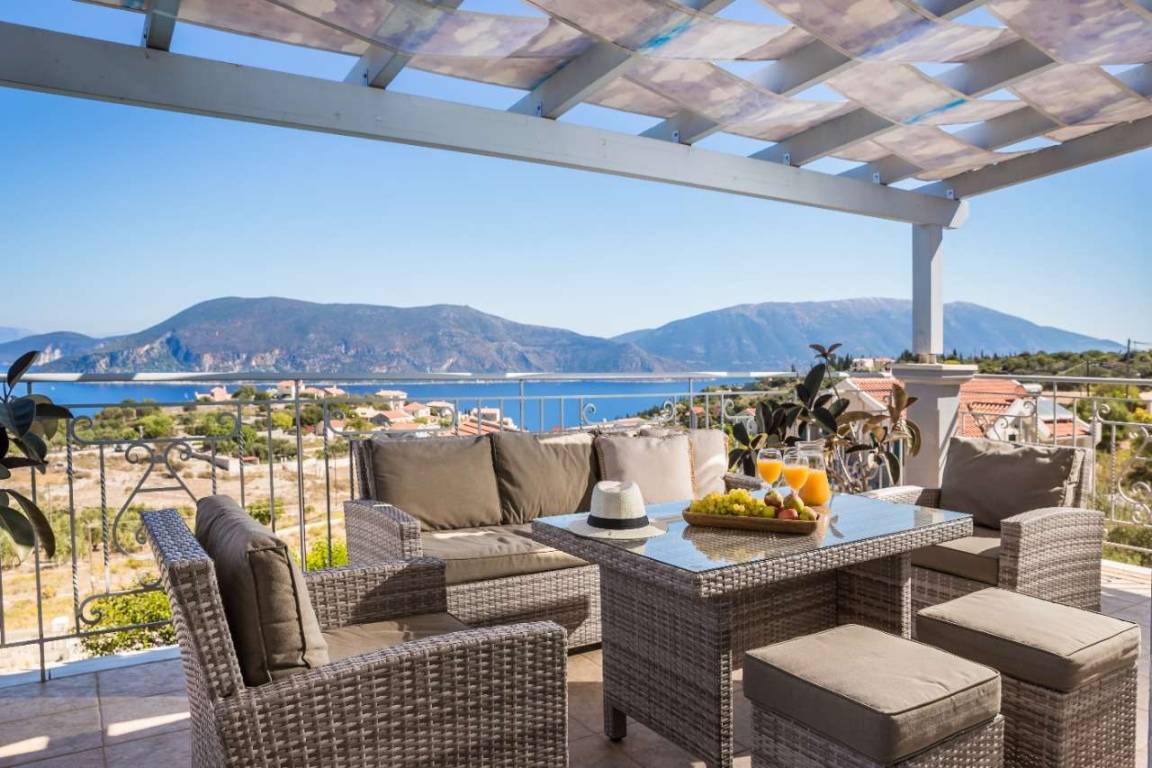 Villa ∙ 3 Bedrooms ∙ 6 Guests - Fiskardo