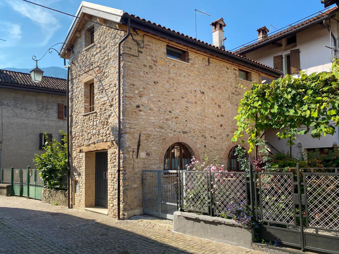 67 M² Casa Vacanza ∙ 1 Camera Da Letto ∙ 2 Ospiti - Feltre