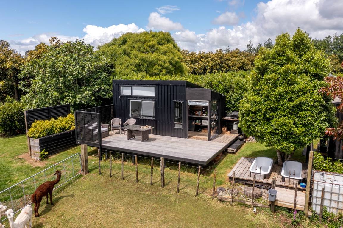 House ∙ 1 Bedroom ∙ 2 Guests - New Plymouth