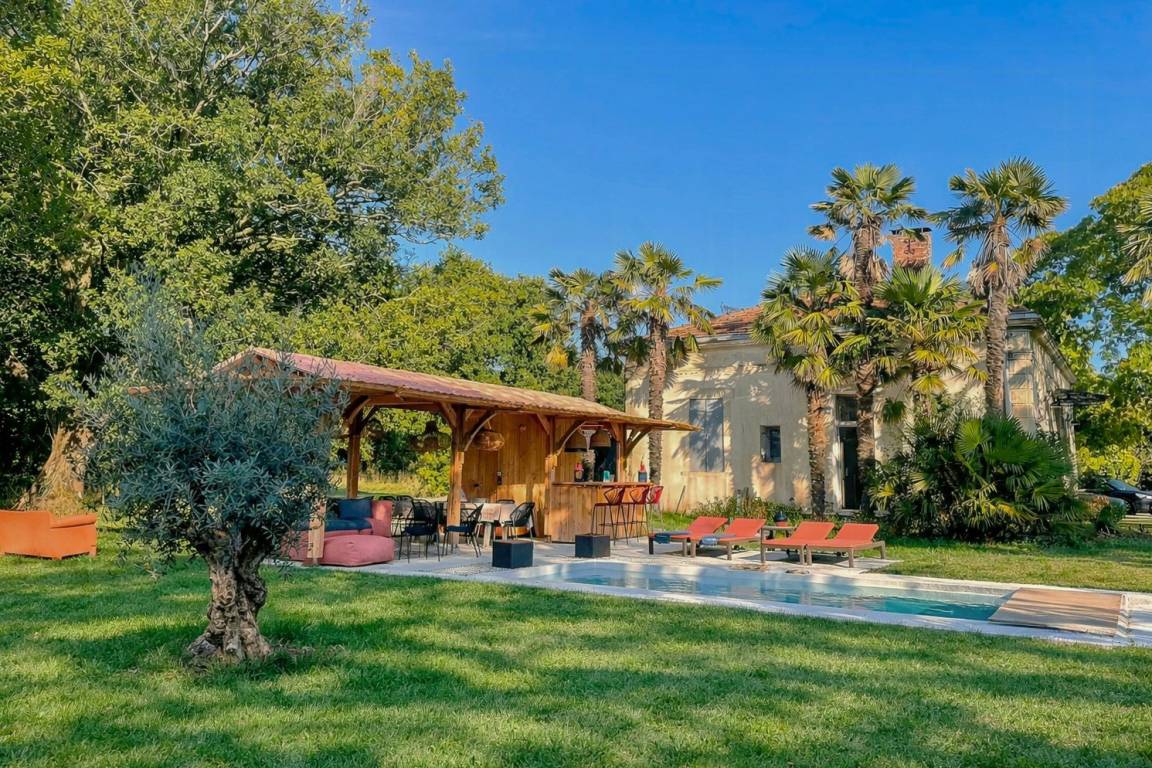 150 M² Maison De Vacances ∙ 4 Chambres ∙ 10 Personnes - Vendays-Montalivet