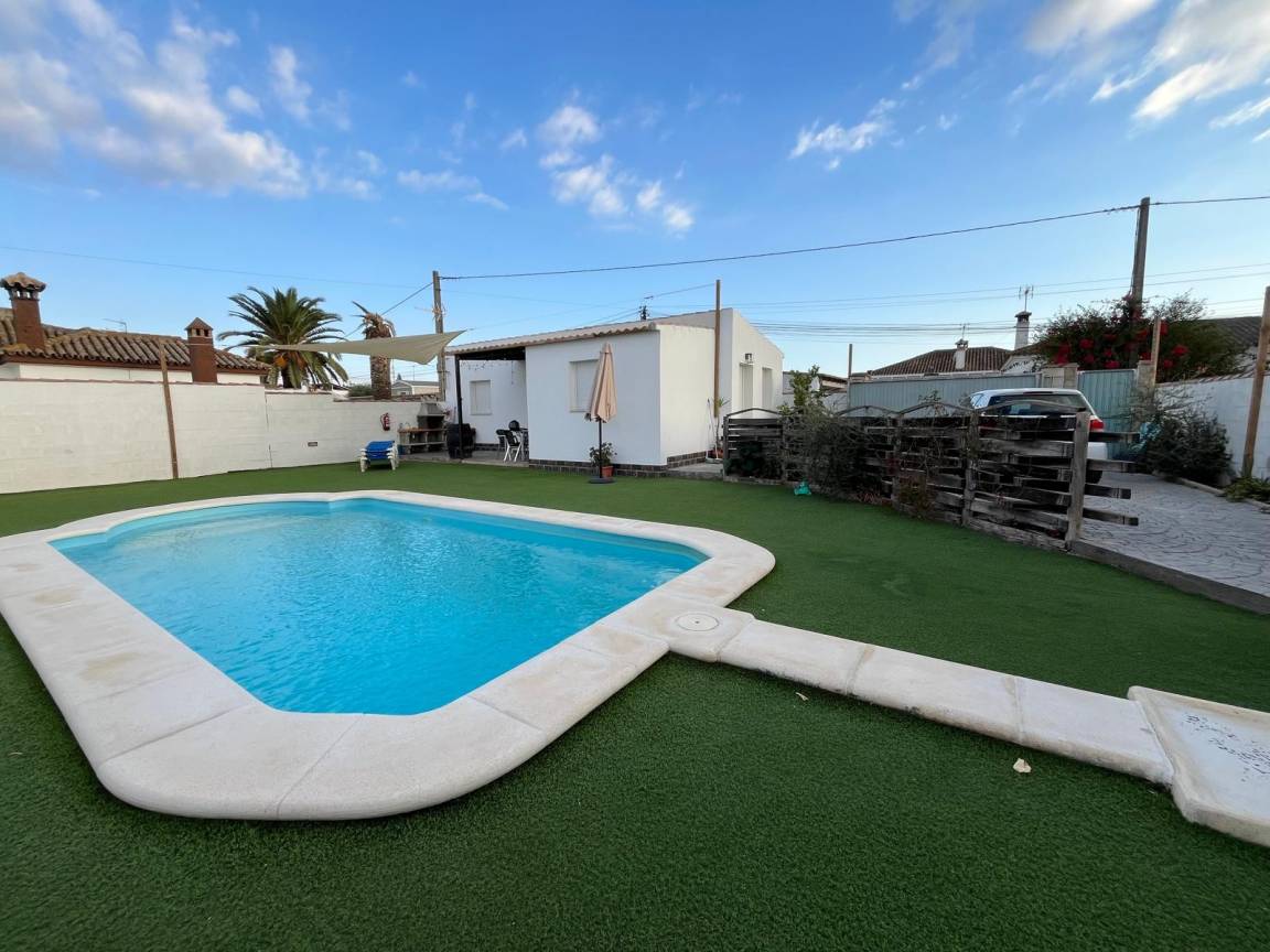 40 M² House ∙ 2 Bedrooms ∙ 6 Guests - San Fernando
