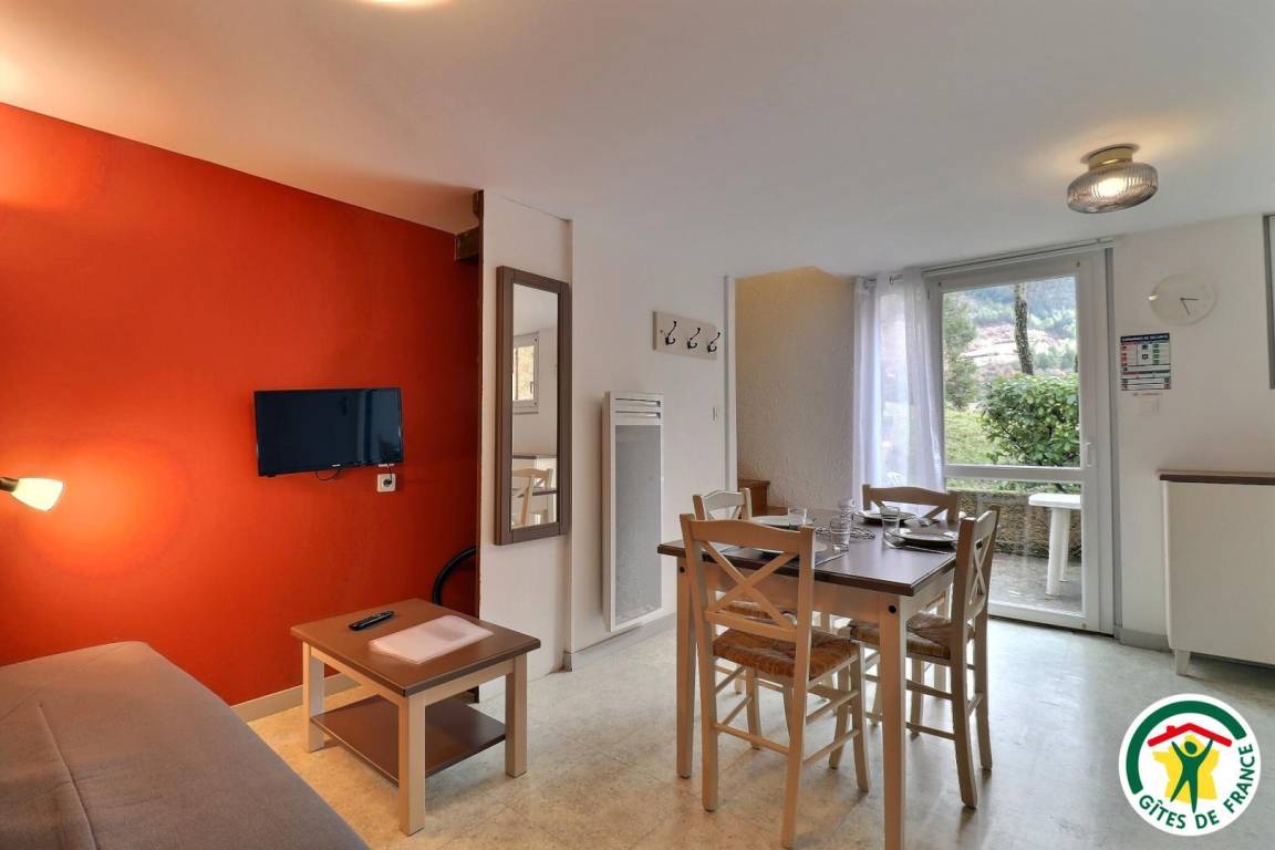 35 M² Gîte ∙ 2 Chambres ∙ 3 Personnes - Montbrun-les-Bains