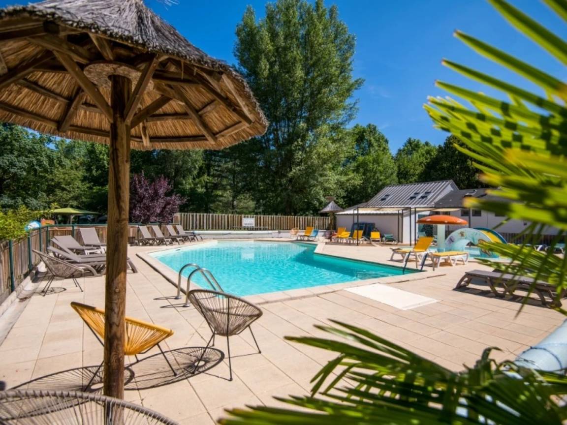 35 M² Camping ∙ 2 Bedrooms ∙ 4 Guests - Ispagnac