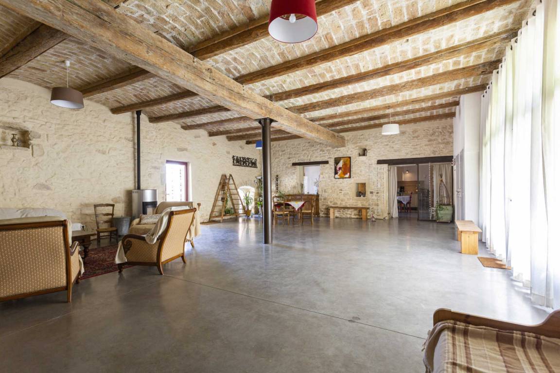 180 M² Gîte ∙ 2 Chambres ∙ 5 Personnes - Sommières