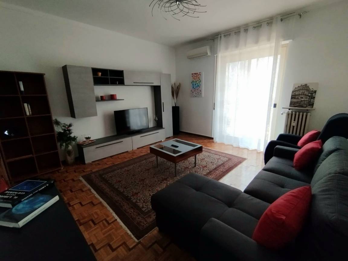 120 M² Appartement ∙ 3 Chambres ∙ 7 Personnes - Alexandrie, Italie