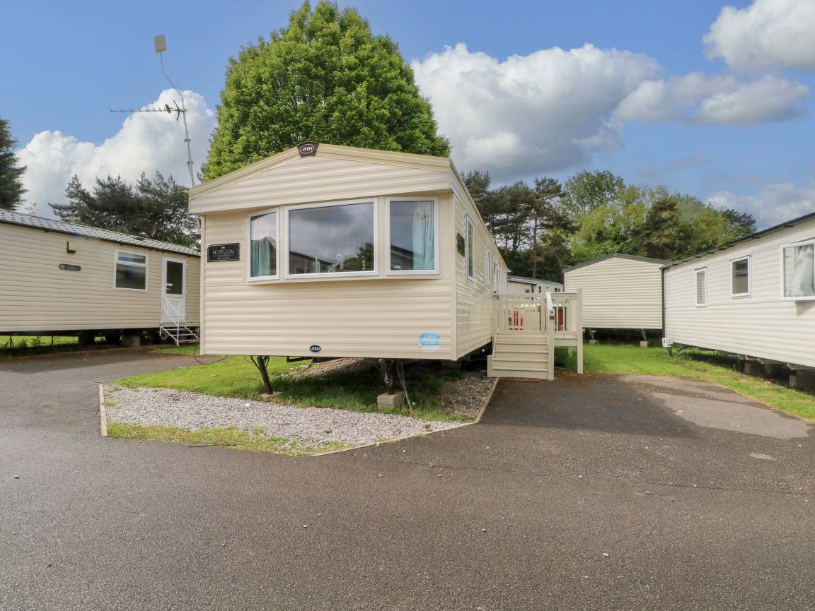 Cottage ∙ 3 Bedrooms ∙ 6 Guests - Blackpool