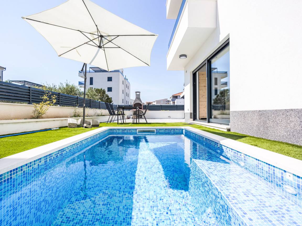 51 M² Apartamento ∙ 2 Habitaciones ∙ 5 Huéspedes - Trogir