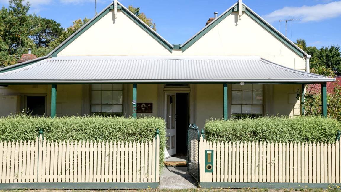House ∙ 2 Bedrooms ∙ 4 Guests - Daylesford