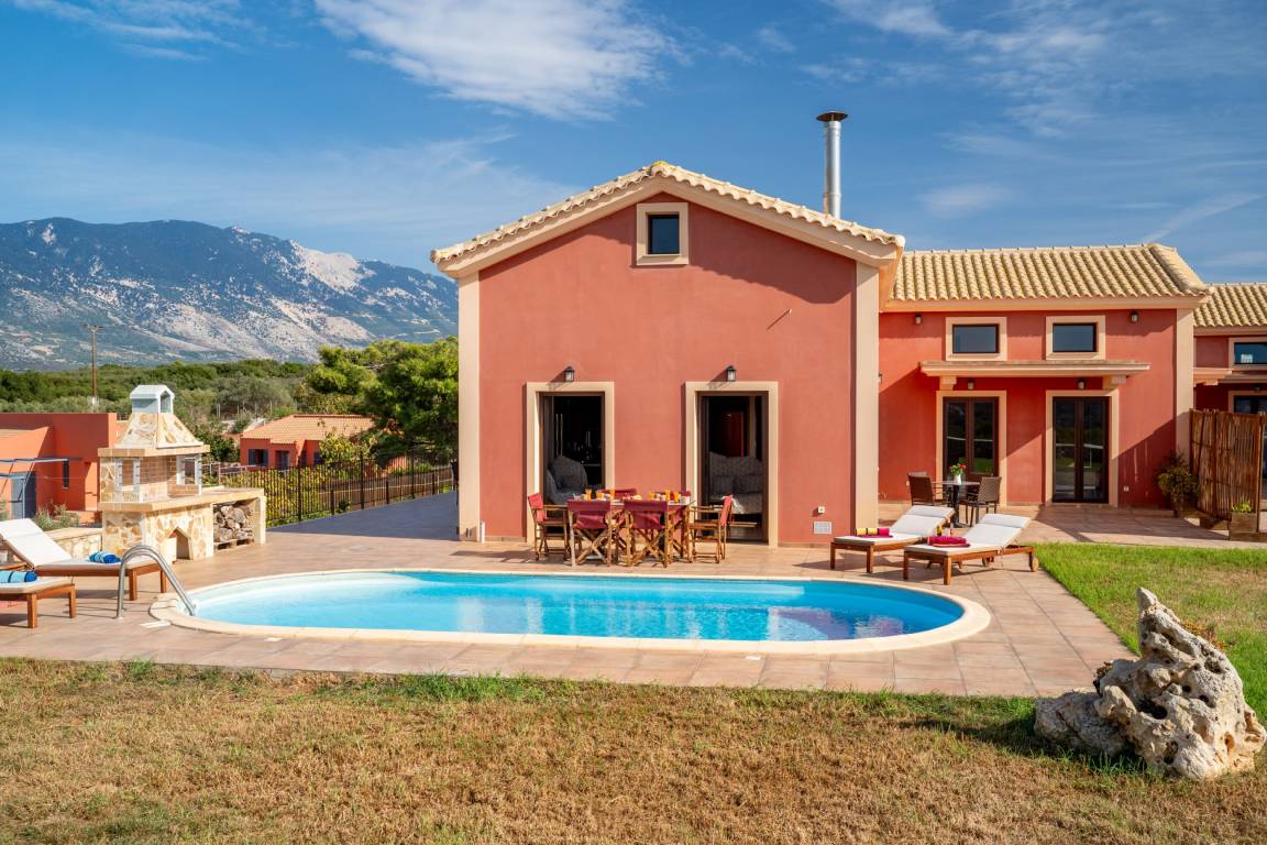 200 M² Villa ∙ 3 Bedrooms ∙ 6 Guests - Cephalonia