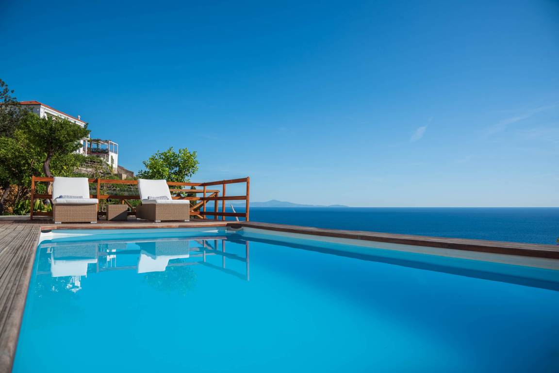 100 M² Villa ∙ 4 Bedrooms ∙ 8 Guests - Maiori