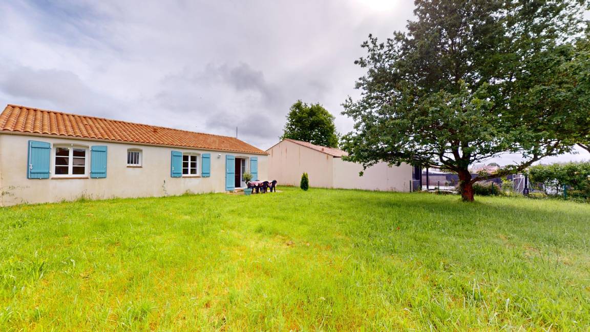 85 M² House ∙ 3 Bedrooms ∙ 6 Guests - Legé