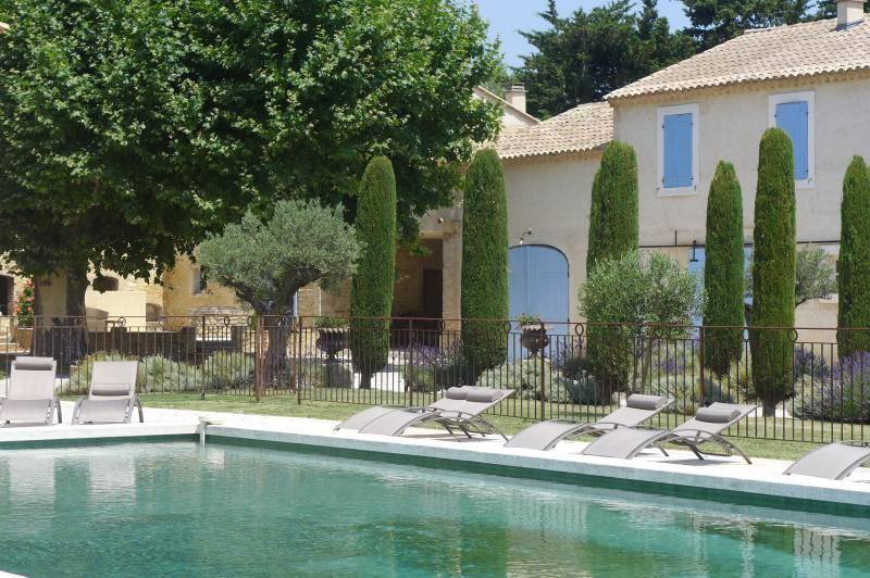 63 M² Gîte ∙ 3 Chambres ∙ 6 Personnes - Visan